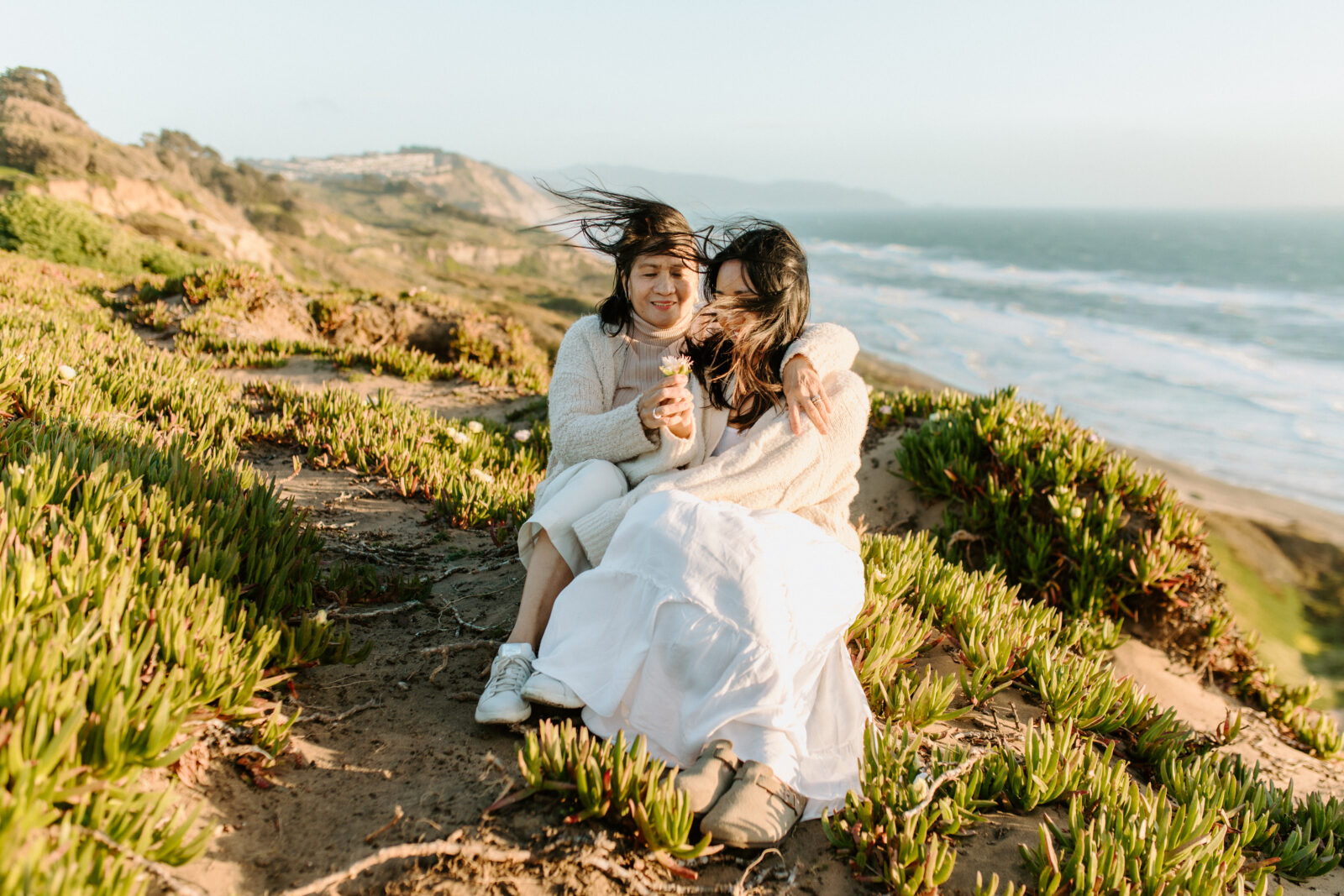 Motherhood Beach Session | Janis